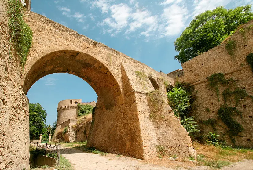 Vista al borgo di Stilo: cosa vedere e cosa fare | Calabria Straordinaria