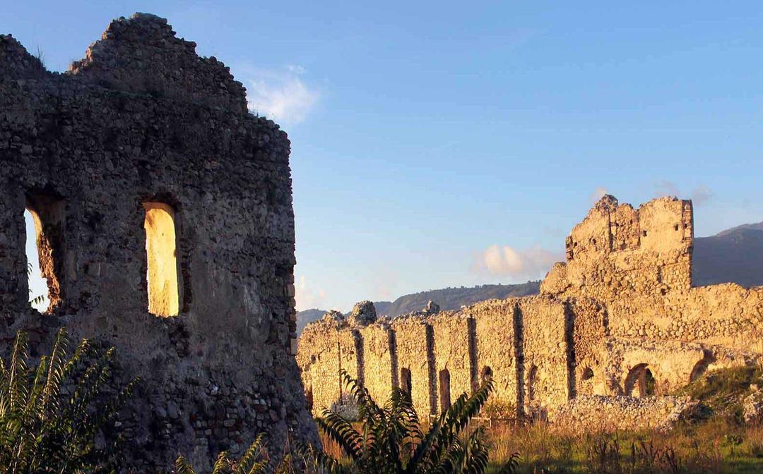 Abbazia Benedettina di Sant'Eufemia W6MP+R2, Lamezia Terme